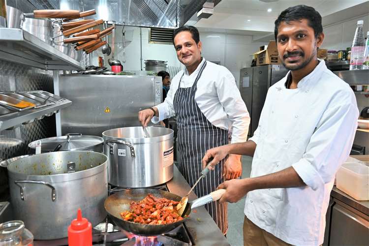 Kitchen Jobs in India 2025 – Opportunities for Cooks, Helpers ...